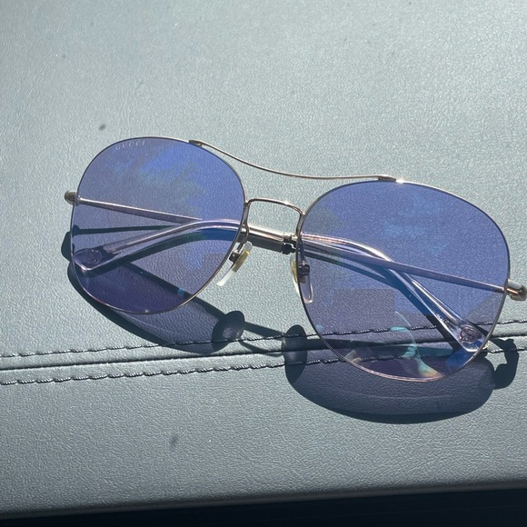 Gucci | Accessories | Gucci Blue Aviator Sunglasses With Sleek Design ...